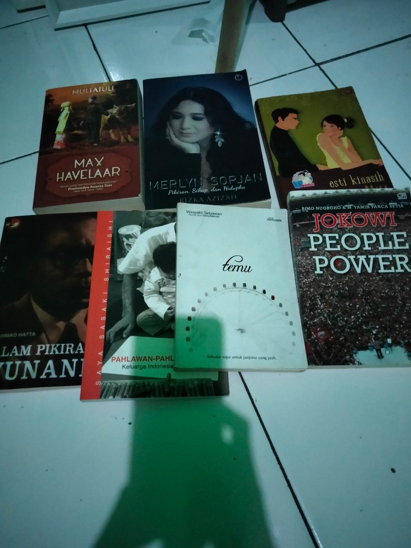 BUKU BACAAN 1 PAKET ISI 6, Buku & Alat Tulis, Buku di Carousell BUKU BACAAN 1 PAKET ISI 6, Buku & Alat Tulis, Buku di Carousell