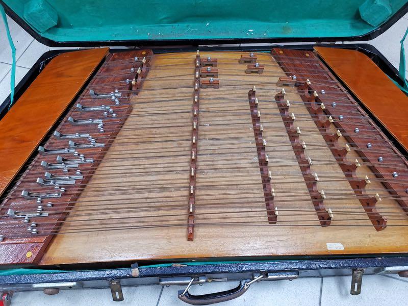 Chinese hammered dulcimer(扬琴）Big, Hobbies & Toys, Music & Media ...