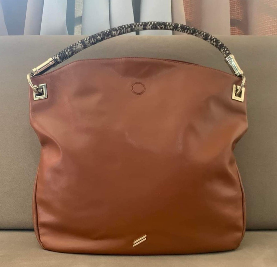 Daniel Hechter Leather Hobo Bag, Luxury, Bags & Wallets on Carousell