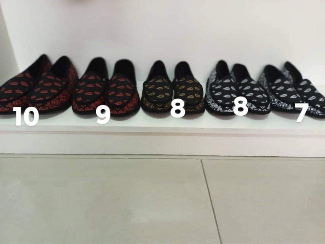 Goat crew slip on, Men's Fashion, Footwear, Slippers & Slides on Carousell