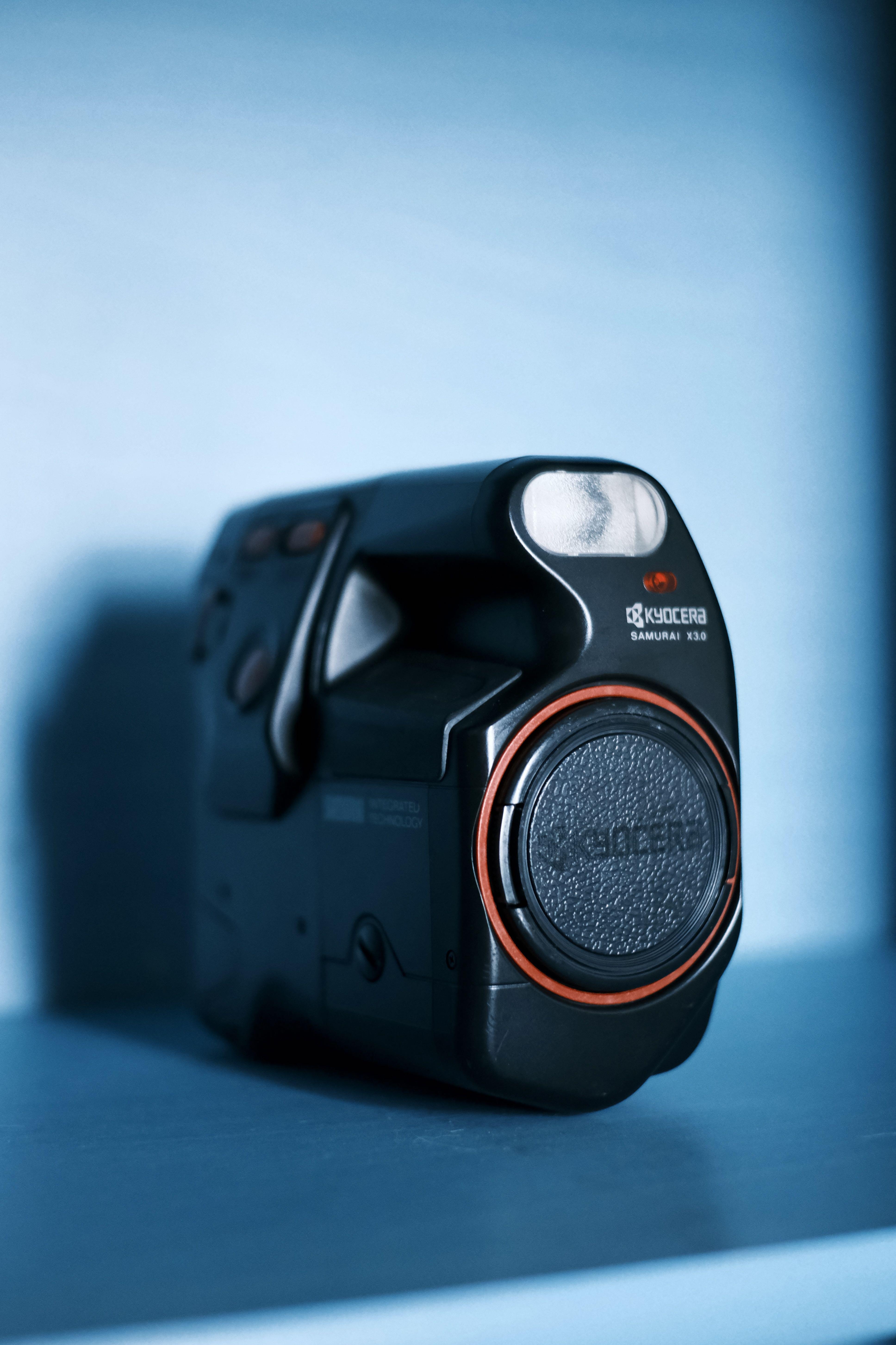 Kyocera/Yashica Samurai X3.0 Red Edition Half Frame 35mm film camera ...