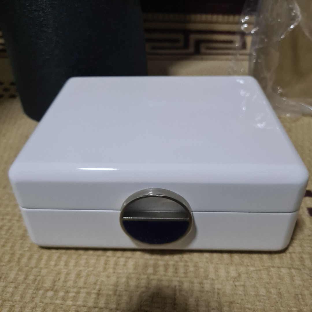 Meyson jewellery box and ring pillow, Women's Fashion, Jewelry ...