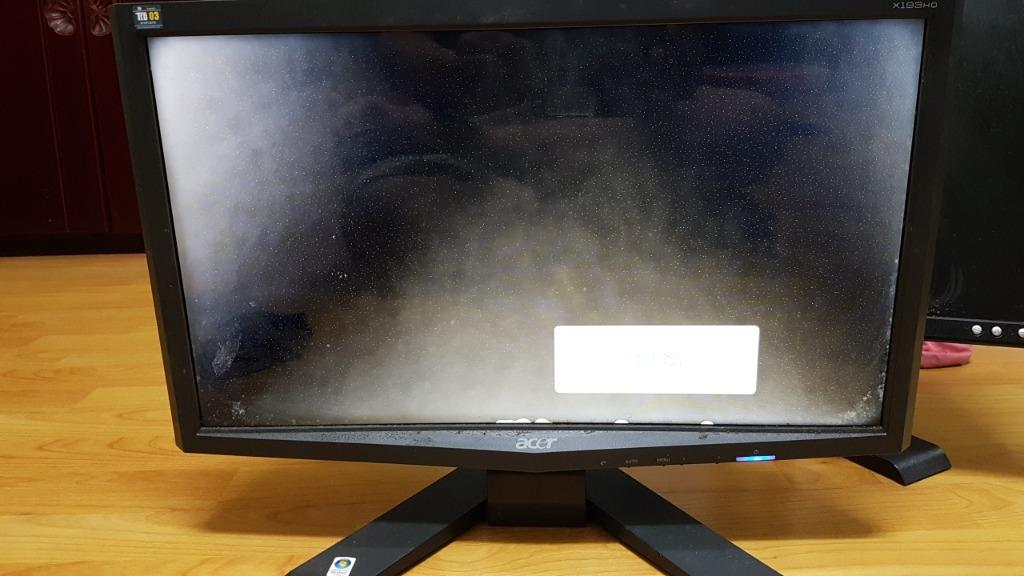 Monitor LCD Acer X193HQ A - Rosak / Faulty, Computers & Tech, Parts ...
