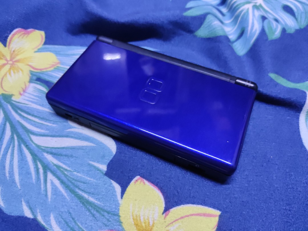 Nintendo DS Lite Cobalt Blue Black, Video Gaming, Video Game Consoles ...