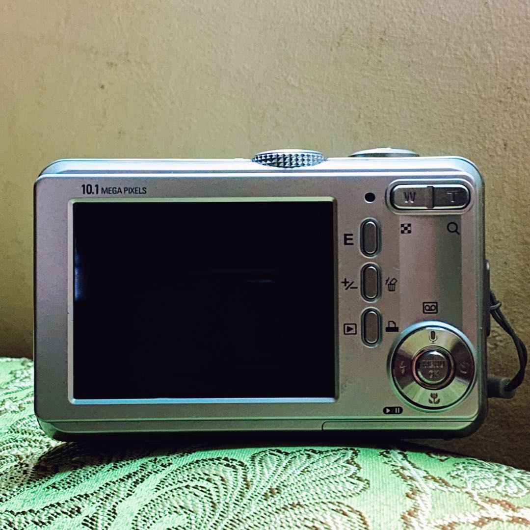 RARE DIGICAM SAMSUNG S130, Photography, Cameras on Carousell