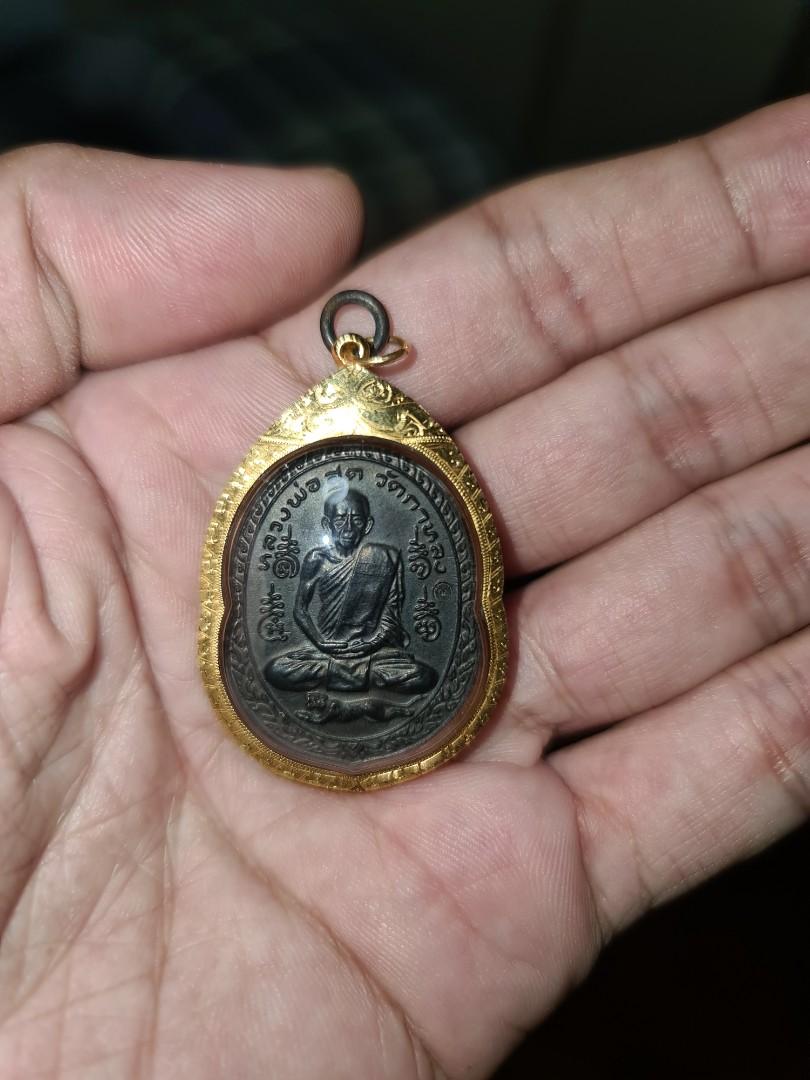 Thai amulet LP Suk Wat Kalong Rian 2521, Hobbies & Toys, Memorabilia ...