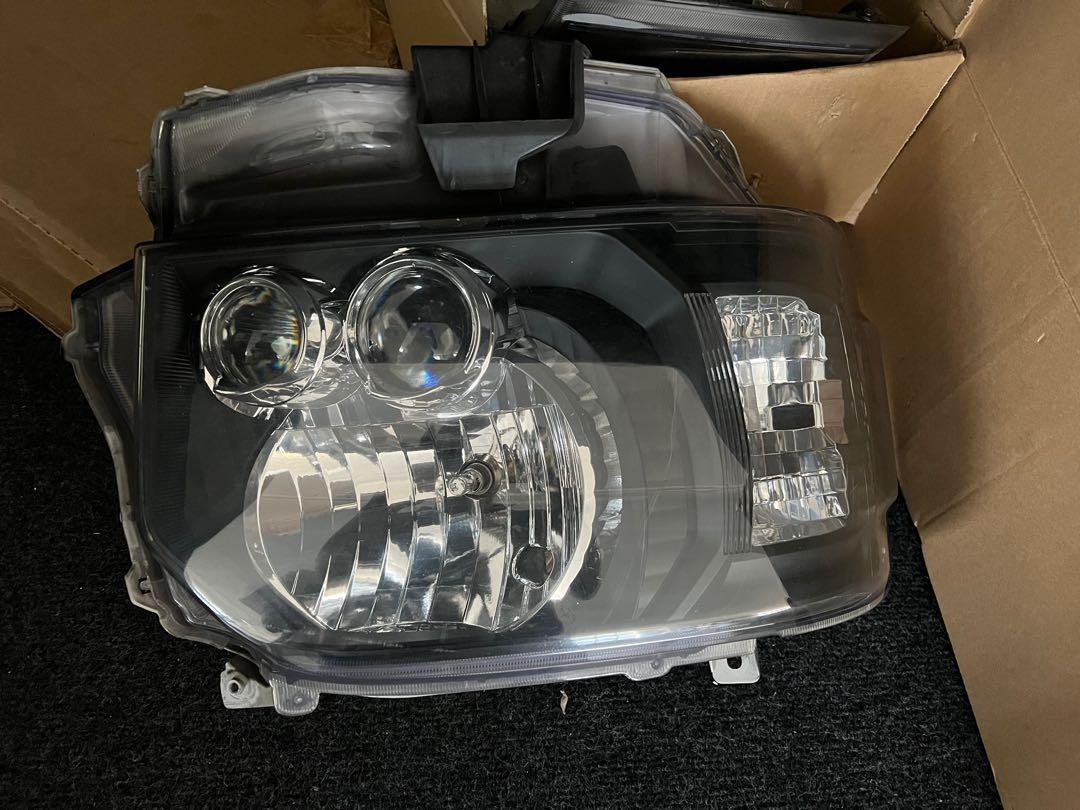 Toyota HiAce LED Highlight, Car Accessories, Electronics & Lights on ...