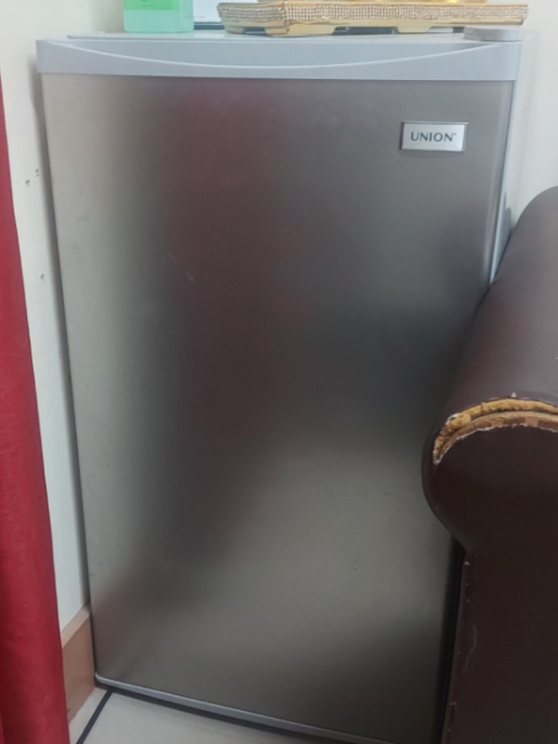 Union mini fridge, TV & Home Appliances, Kitchen Appliances ...