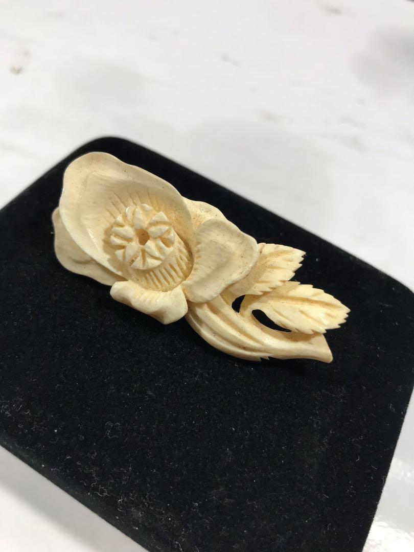 Vintage Carved Ivory Brooch, Women's Fashion, Jewelry & Organizers ...