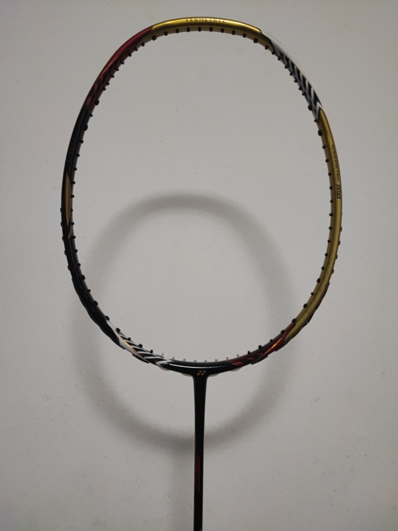 Yonex Voltric LD FORCE, Sports Equipment, Sports & Games, Racket & Ball ...