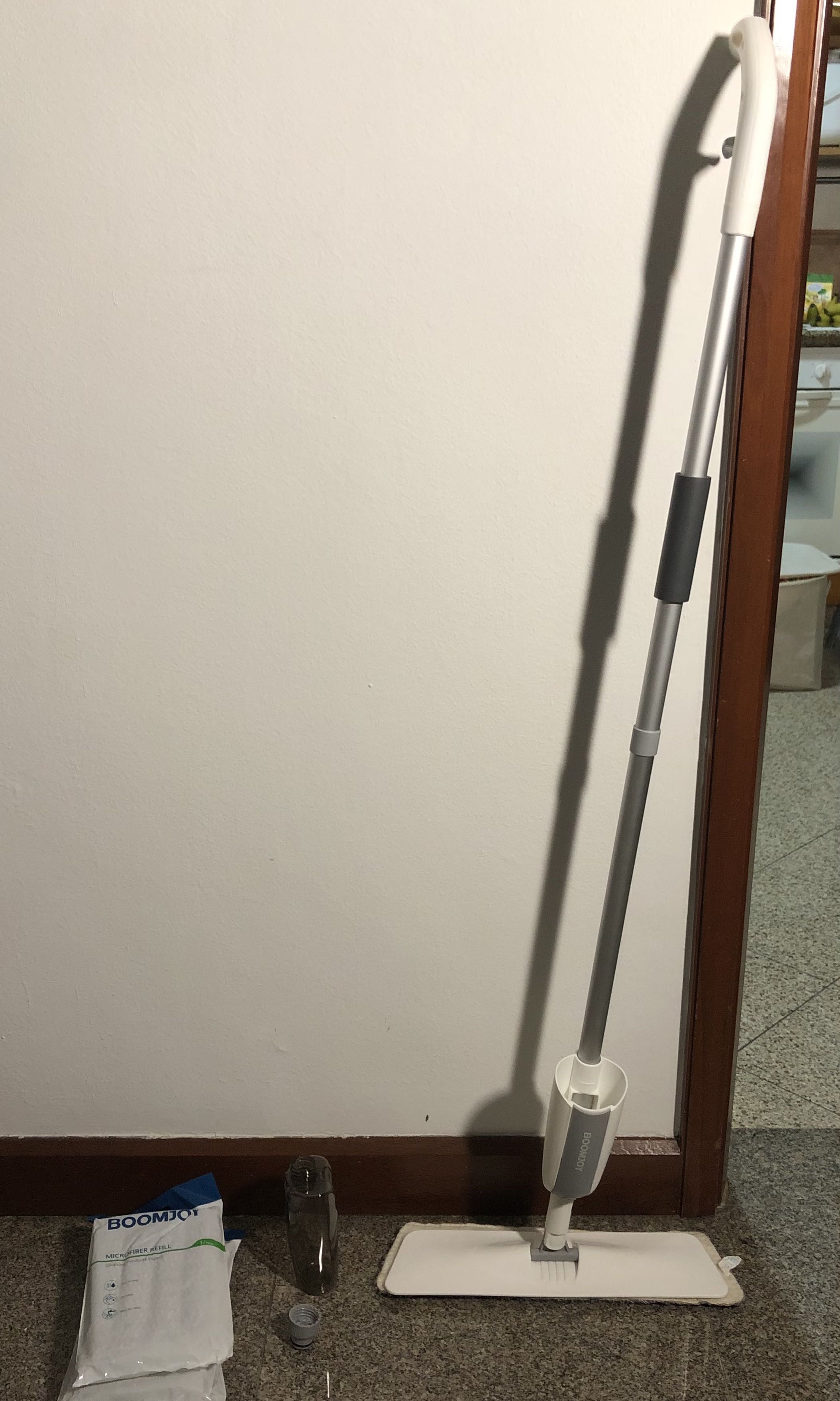 BOOMJOY Upgraded P4 Spray Mop @ $5, Furniture & Home Living, Cleaning ...