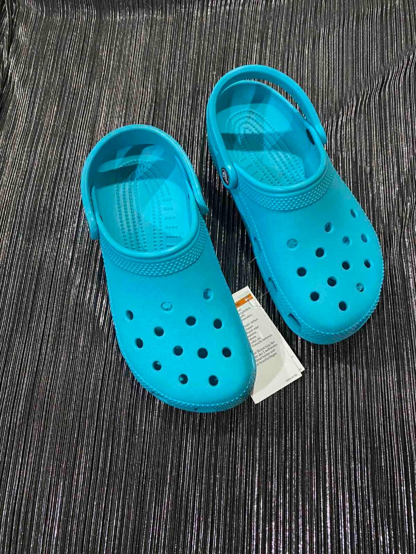 Crocs - plain blue, Luxury, Sneakers & Footwear on Carousell