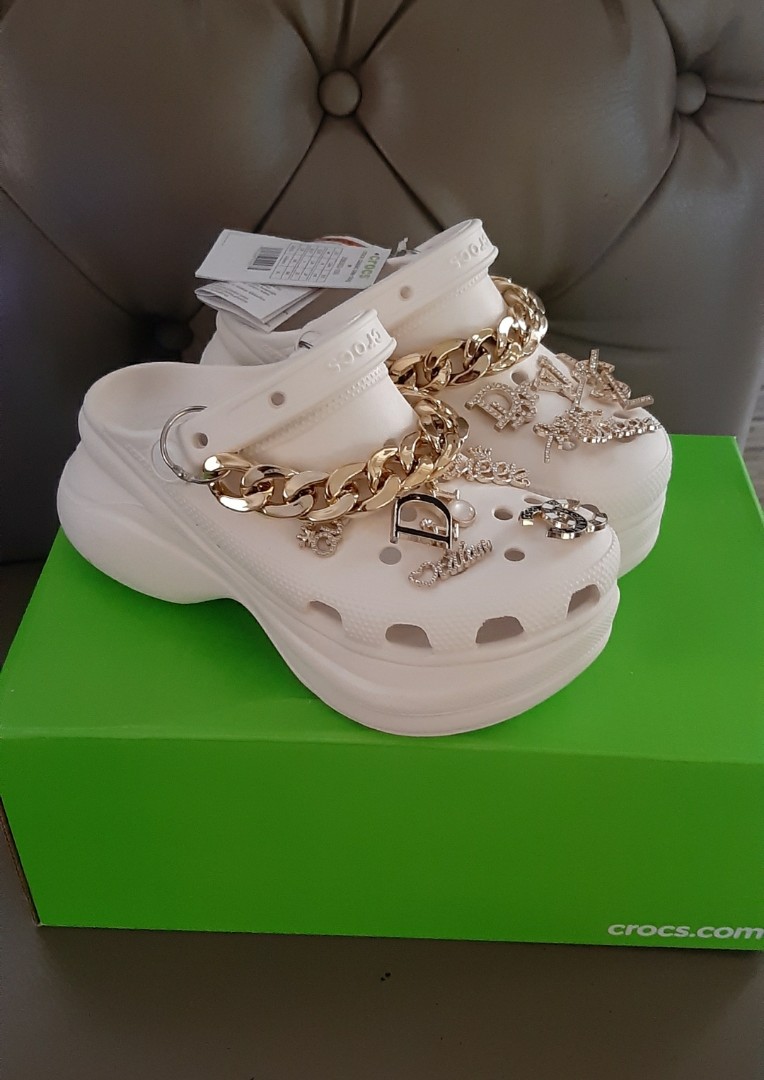Crocs thick, Women's Fashion, Footwear, Slippers and slides on Carousell