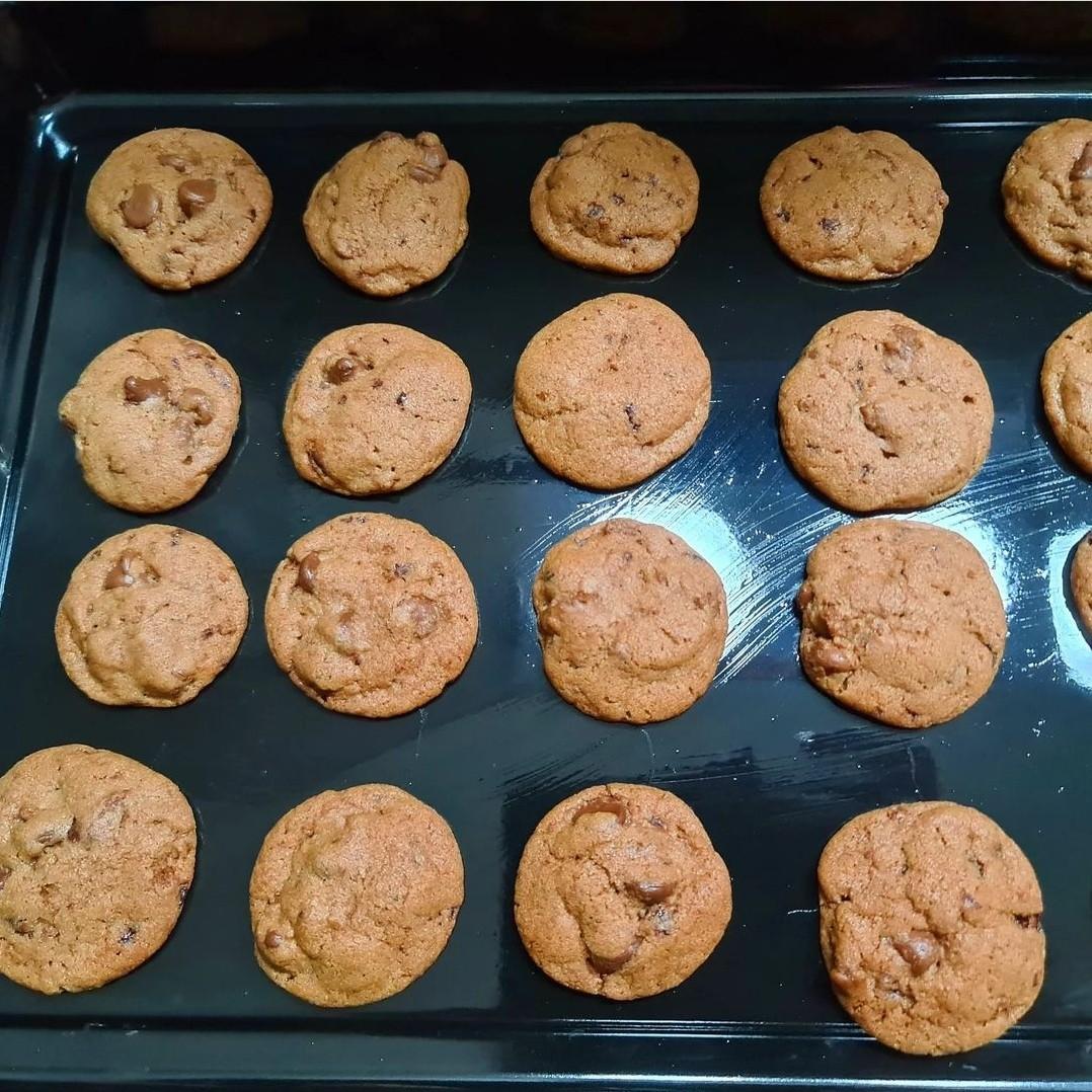Crunchy Ovomaltine Cookies, Food & Drinks, Homemade Bakes on Carousell
