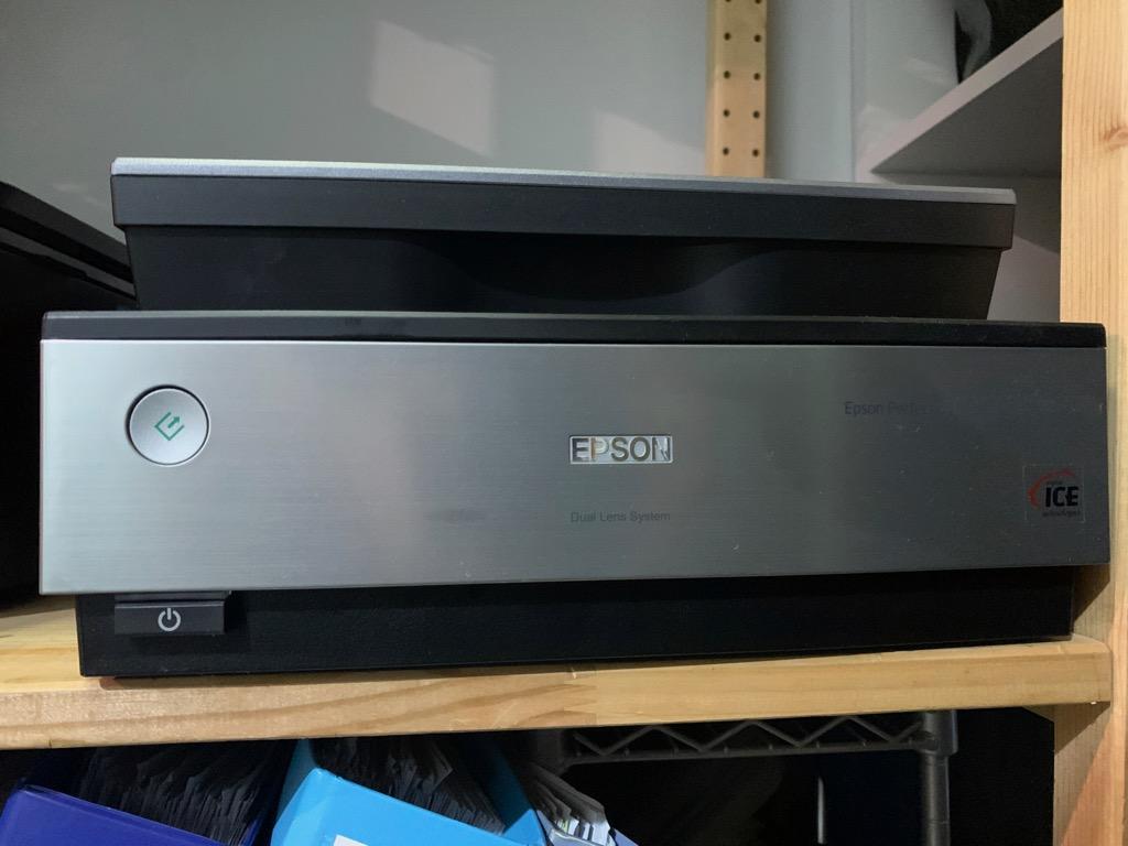 Epson Perfection V800 Scanner, Computers & Tech, Printers, Scanners ...