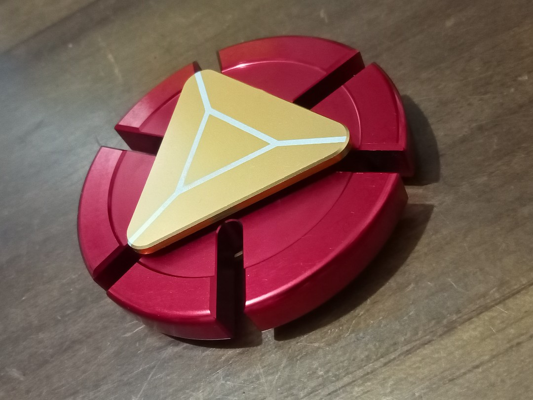 Superhero Iron Man Fidget Spinner, Hobbies & Toys, Toys & Games on ...