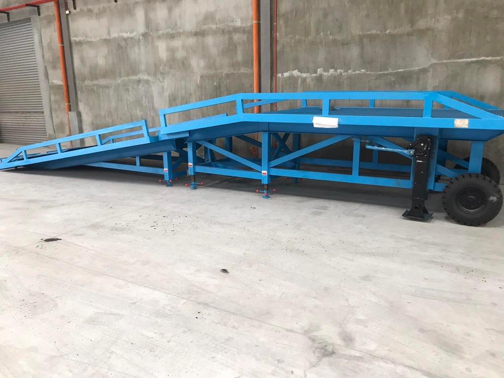 FORKLIFT ADJUSTABLE RAMP LOADING 12T CAPACITY, Commercial & Industrial ...