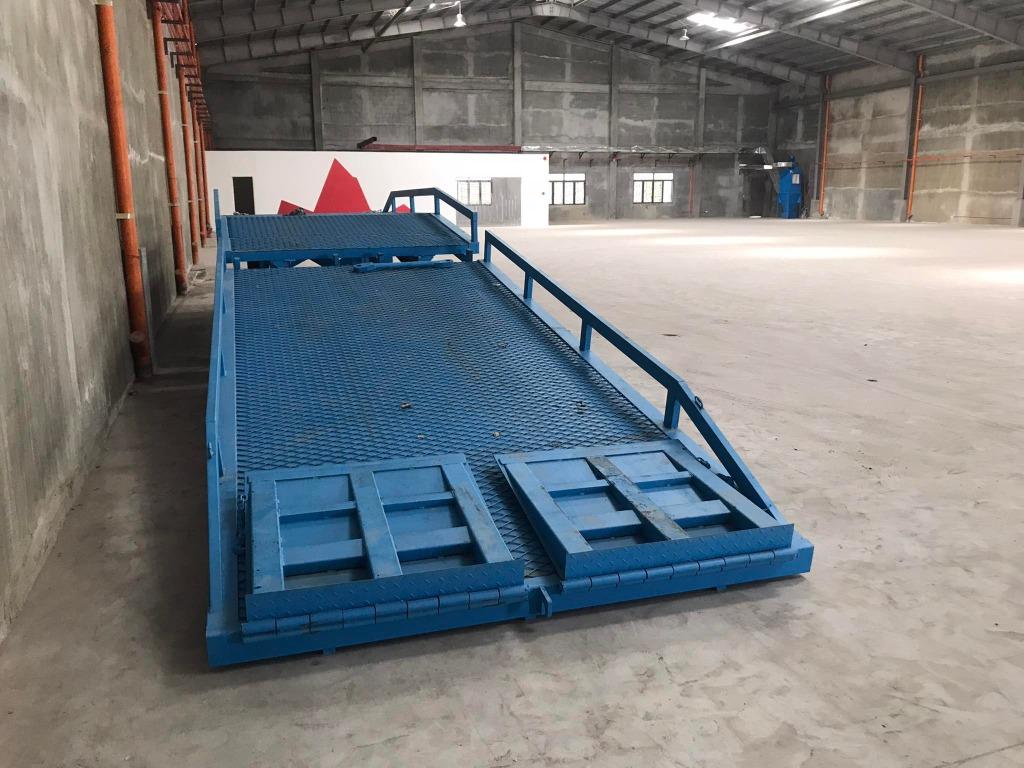 FORKLIFT ADJUSTABLE RAMP LOADING 12T CAPACITY, Commercial & Industrial ...