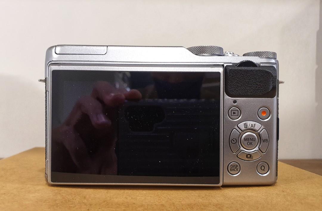 Fujifilm XA-20 mirrorless camera, Photography, Cameras on Carousell