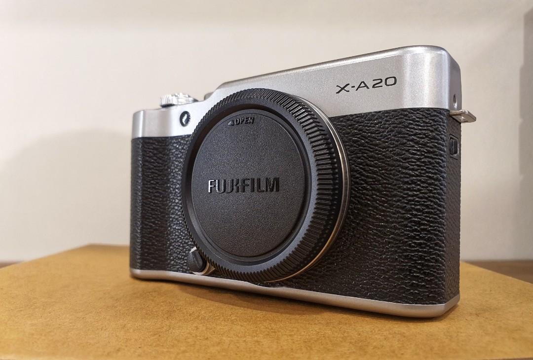 Fujifilm XA-20 mirrorless camera, Photography, Cameras on Carousell