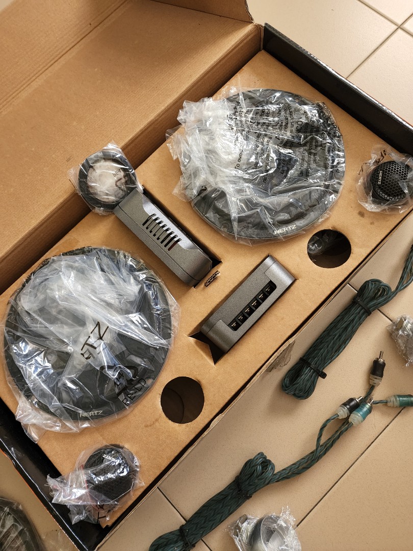 Hertz 2 Way Tweeter and DSP, Car Accessories, Accessories on Carousell