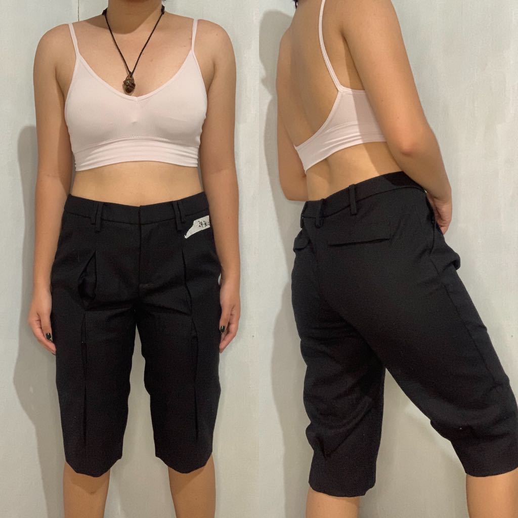 HW COTTON PEDAL SHORT, Women's Fashion, Bottoms, Shorts on Carousell