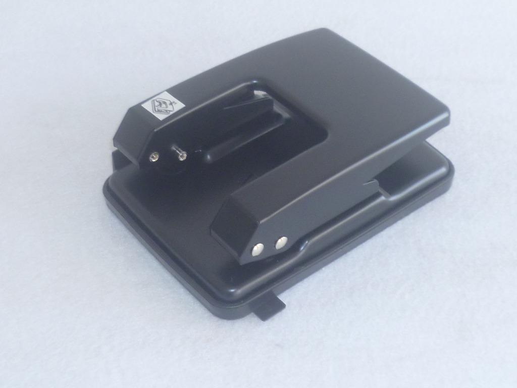 KW-TRIO (9818) Heavy Duty 2 Hole Puncher 40 Sheet Capacity / Quality ...