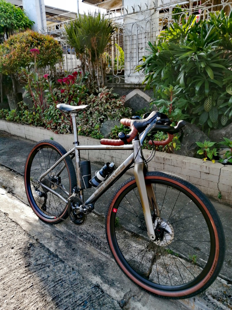 Lynskey GR300 Titanium Gravel Bike, Sports Equipment, Bicycles & Parts, Bicycles on Carousell
