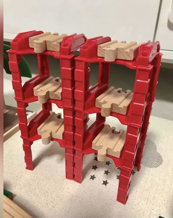 Maxim multi-level risers, Hobbies & Toys, Toys & Games on Carousell