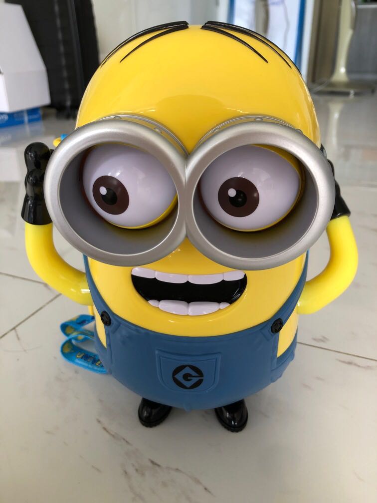 Minion Popcorn Bucket, Hobbies & Toys, Toys & Games on Carousell