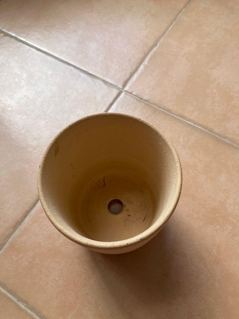 MUJI plant pot, Furniture & Home Living, Gardening, Pots & Planters on ...