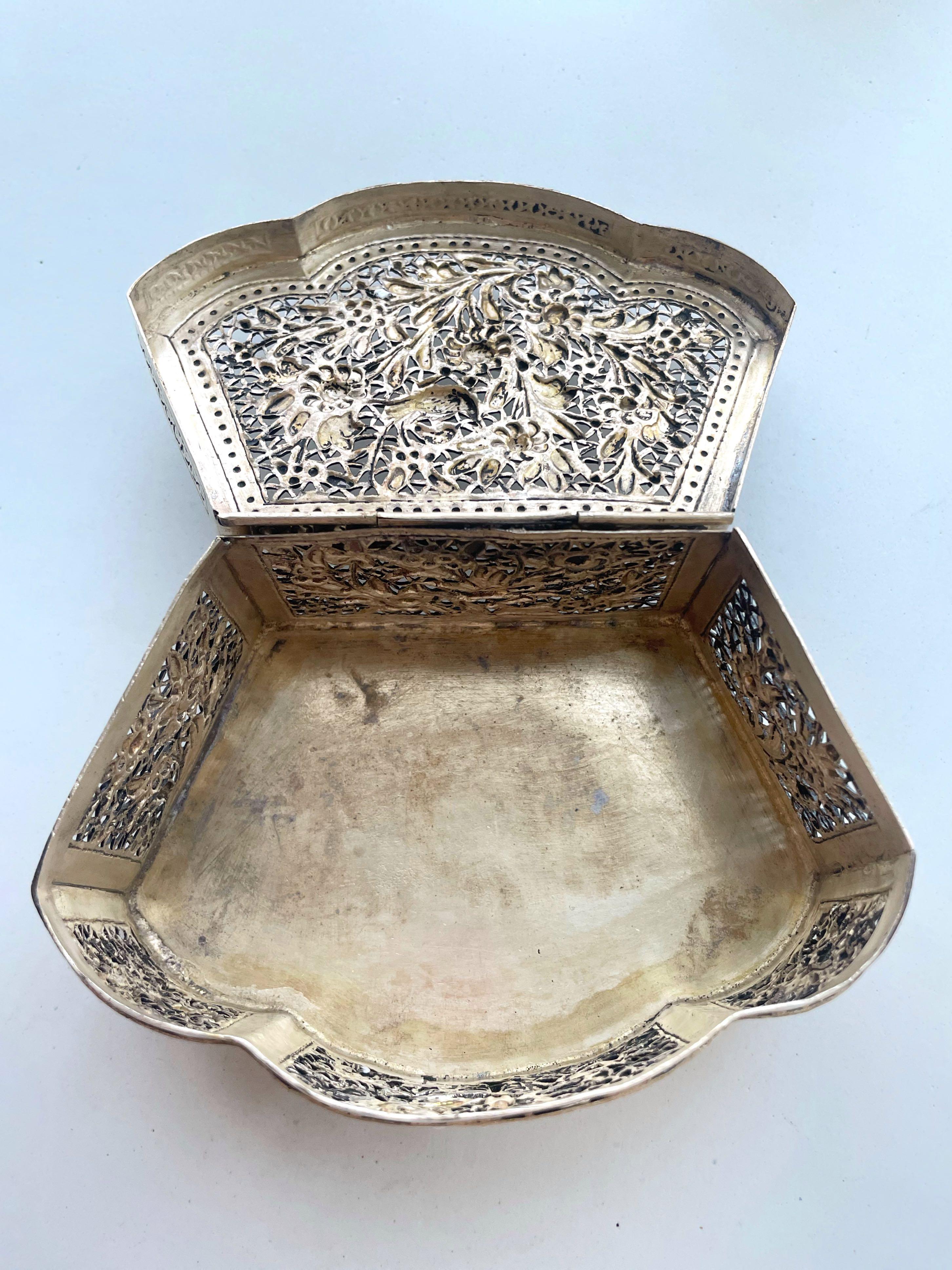 Peranakan Straits Chinese Vintage Antique Silver Filigree Betel Nut Fan ...