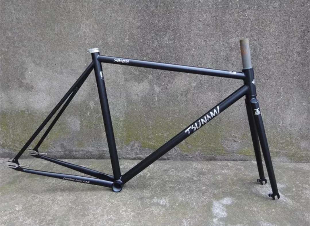 *PREORDER* Tsunami SNM 4130 BRAND NEW, Sports Equipment, Bicycles ...