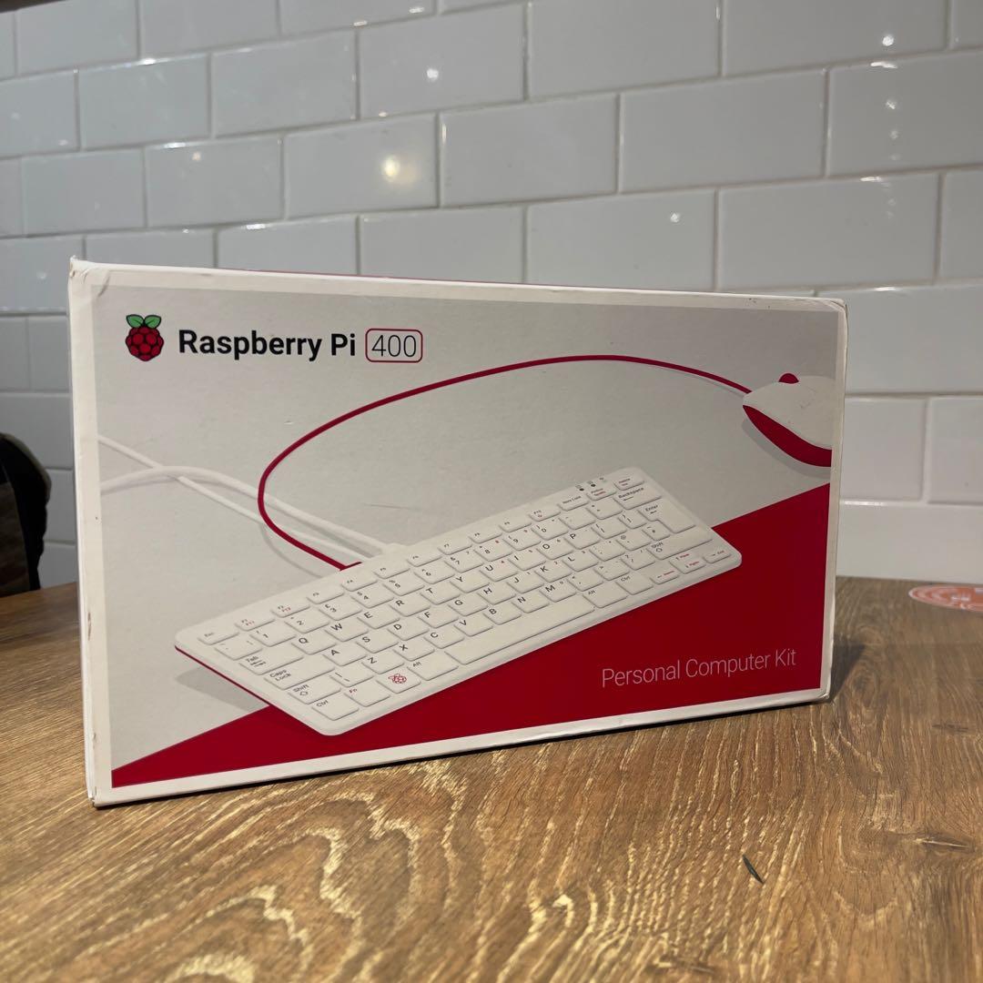 Raspberry Pi 400 Kit, Mobile Phones & Gadgets, Other Gadgets on Carousell