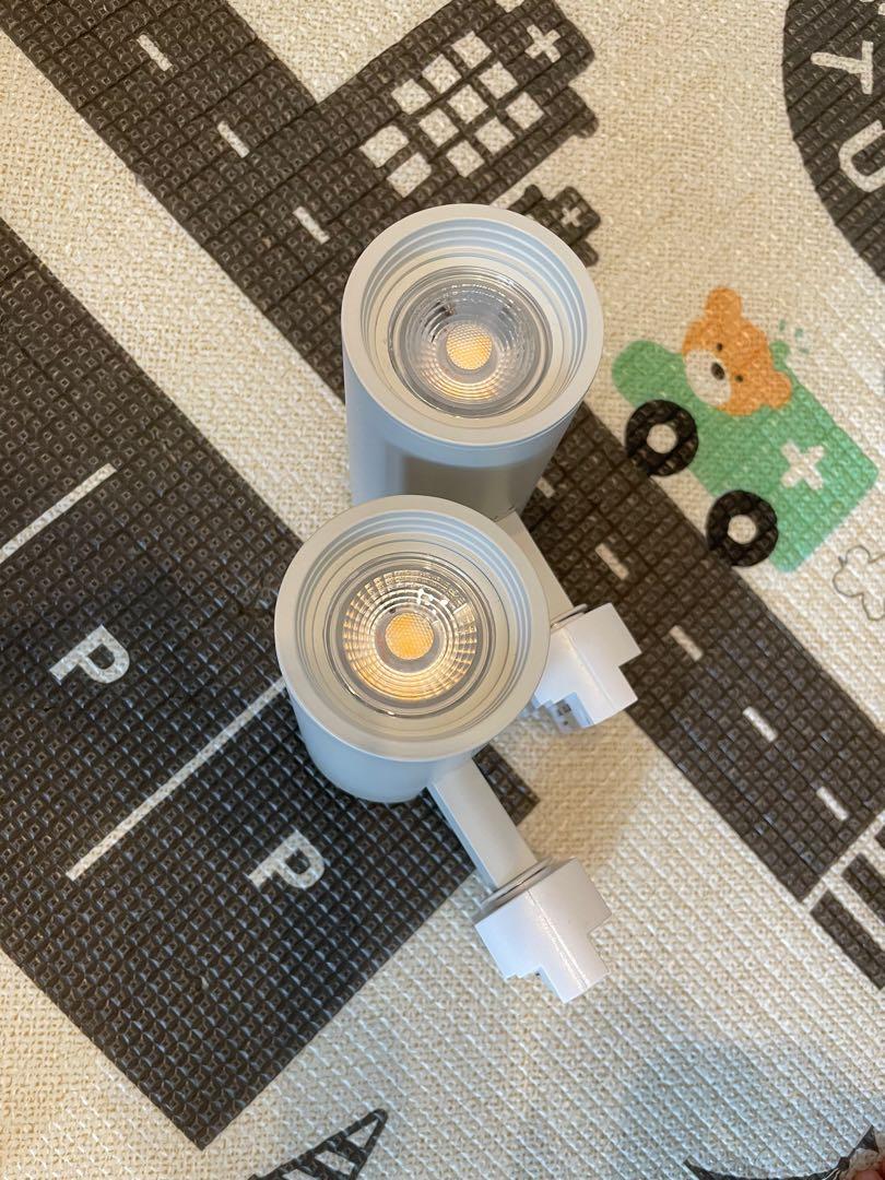 RIO track light 射燈, 傢俬＆家居, 燈飾及風扇, 燈飾 - Carousell