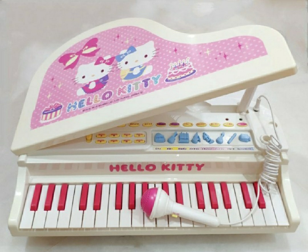 Sanrio hello Kitty electrical piano, Hobbies & Toys, Music & Media ...