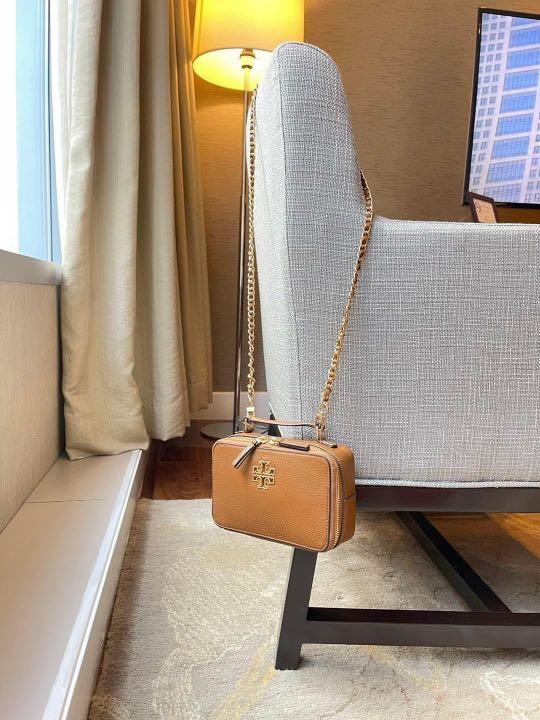 Tory Burch Britten Camera Bag, Women's Fashion, Bags & Wallets, Cross ...