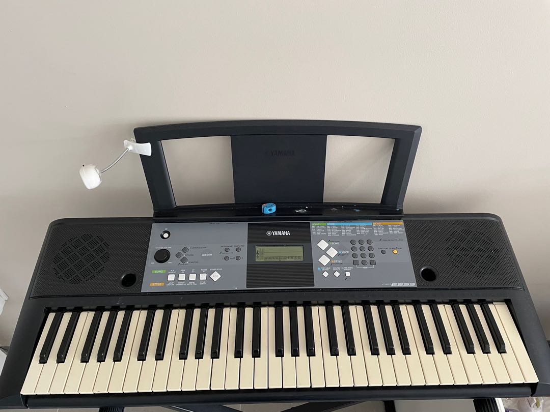 Yamaha keyboard, Hobbies & Toys, Music & Media, Musical Instruments on ...