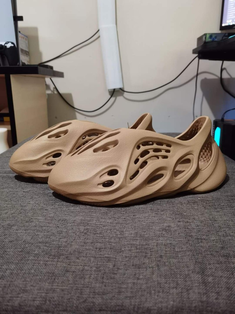 Yeezy Foam runner slides, Men's Fashion, Footwear, Sneakers on Carousell