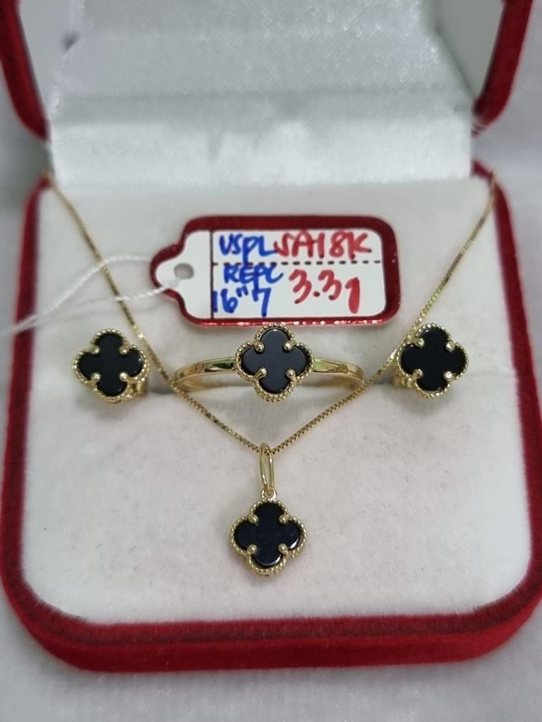18K Saudi Gold VCA Black Set, Women's Fashion, Jewelry & Organizers ...