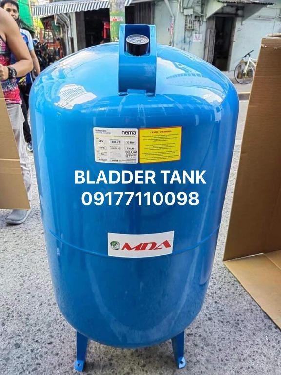 500L Bladder Tank, Commercial & Industrial, Construction Tools ...