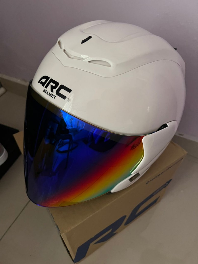 ARC Helmet, Motorbikes on Carousell