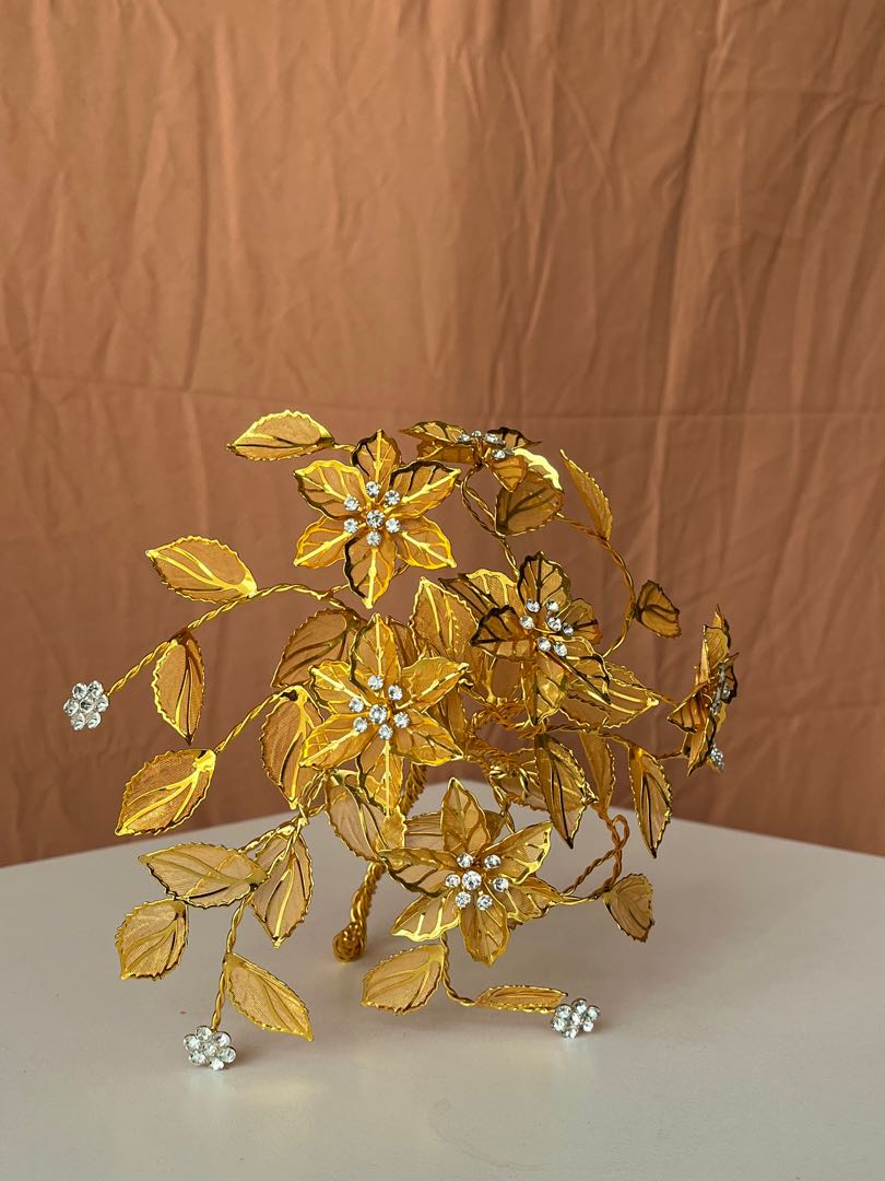 Bunga Tangan Besi Pengantin / Hand Bouquet, Women's Fashion, Muslimah ...