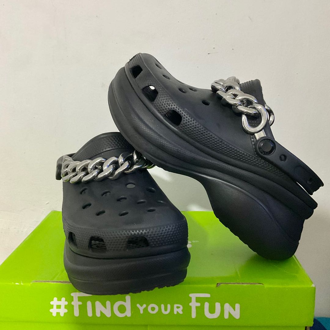 Crocs Bae Clogs Chunky Chain, Women's Fashion, Footwear, Slippers and ...