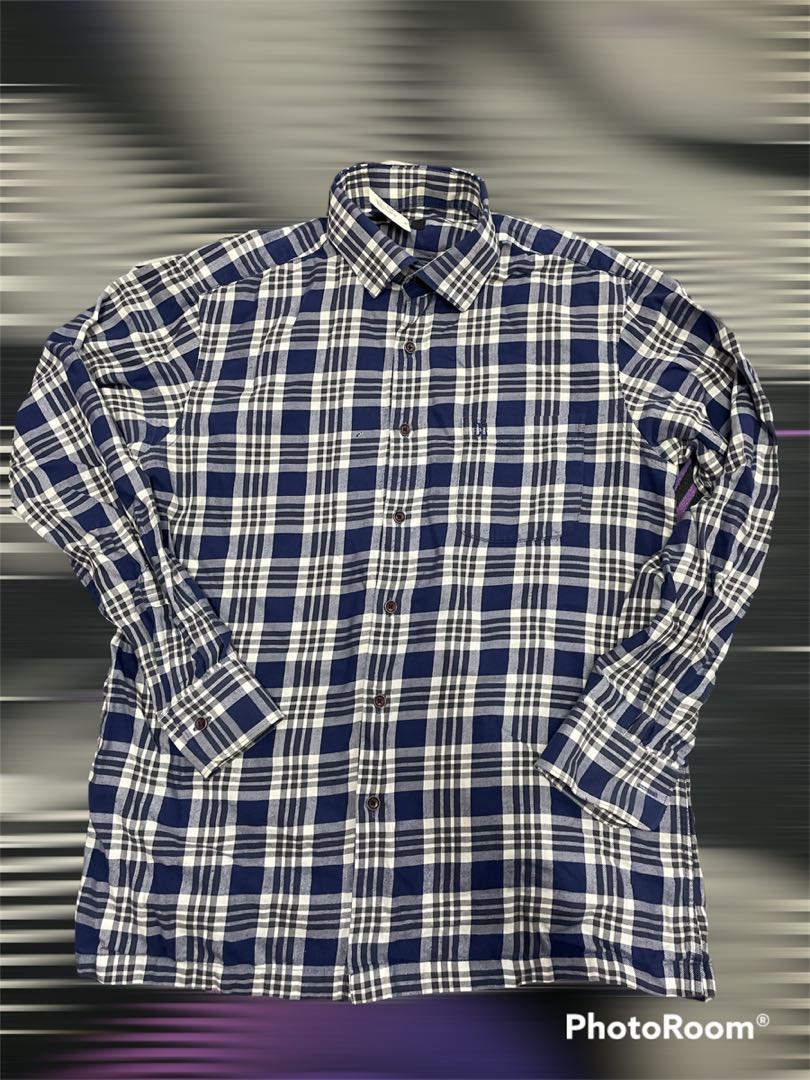 DAKS flanel, Men's Fashion, Tops & Sets, Tshirts & Polo Shirts on Carousell