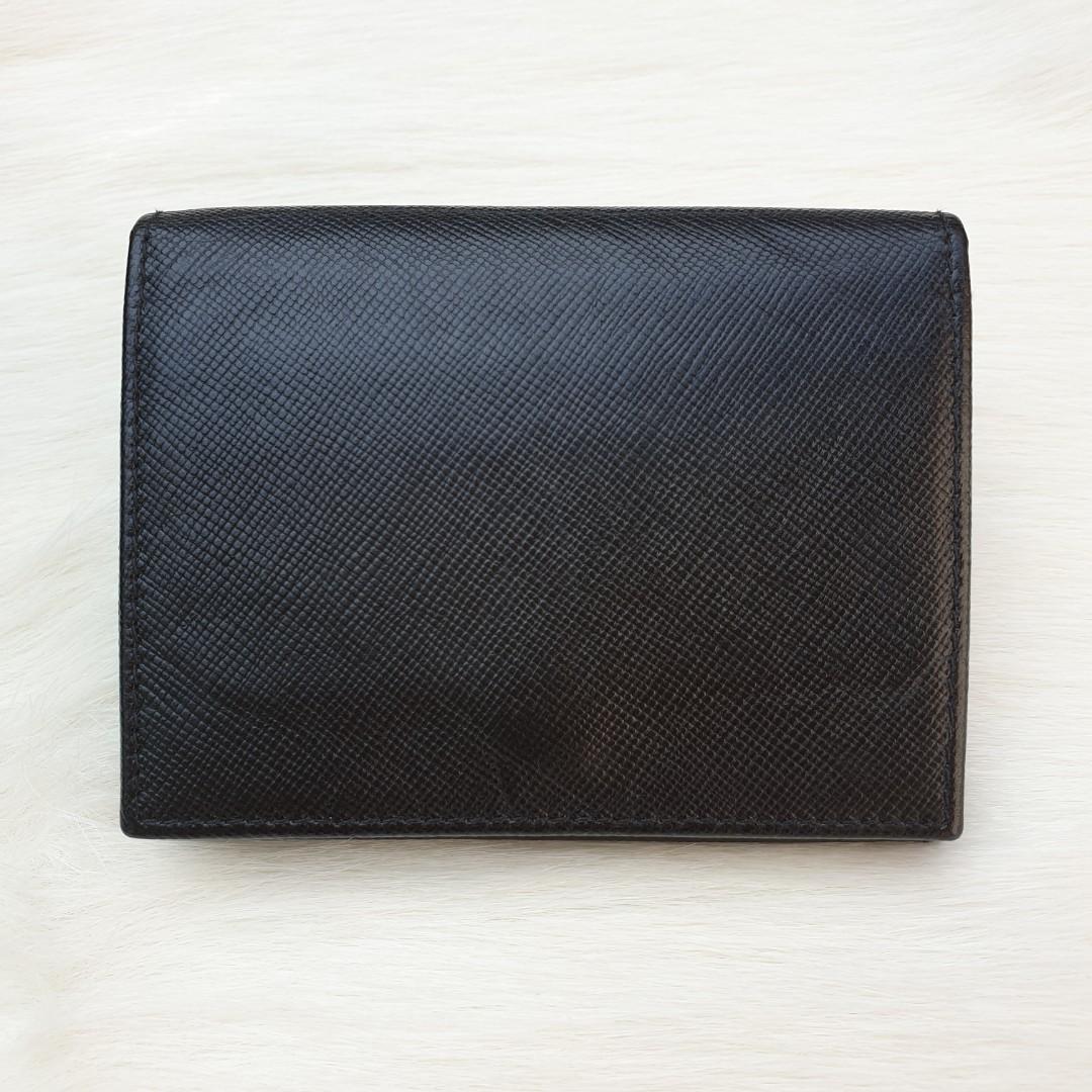 Dompet Prada Kartu Lipat Mini Kulit Asli Pria Second Preloved Branded ...