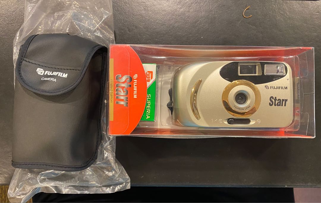 FUJIFILM 35mm Camera with flash and automatic winding, Photography ...
