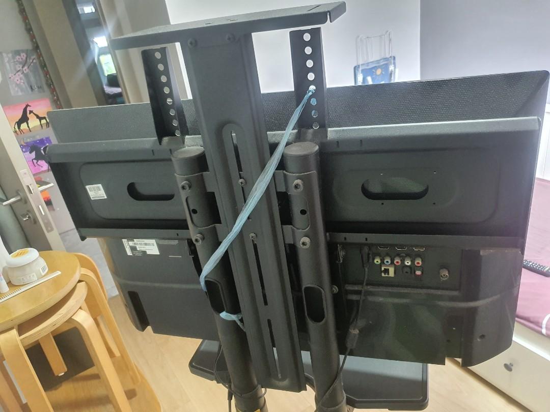 LG 32 inch Television with stand, TV & Home Appliances, TV ...