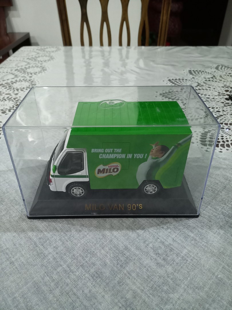 Milo van 90's, Hobbies & Toys, Collectibles & Memorabilia, Vintage ...