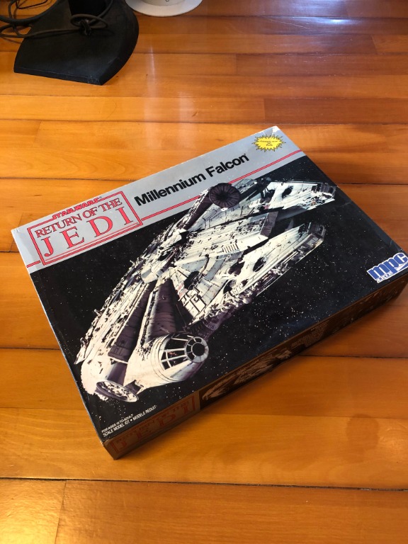 MPC Star Wars Model Kits. Millennium Falcon #8917 / MPC 星球大戰 千年鷹模型 #8917, 興趣及遊戲, 玩具 & 遊戲類 ...